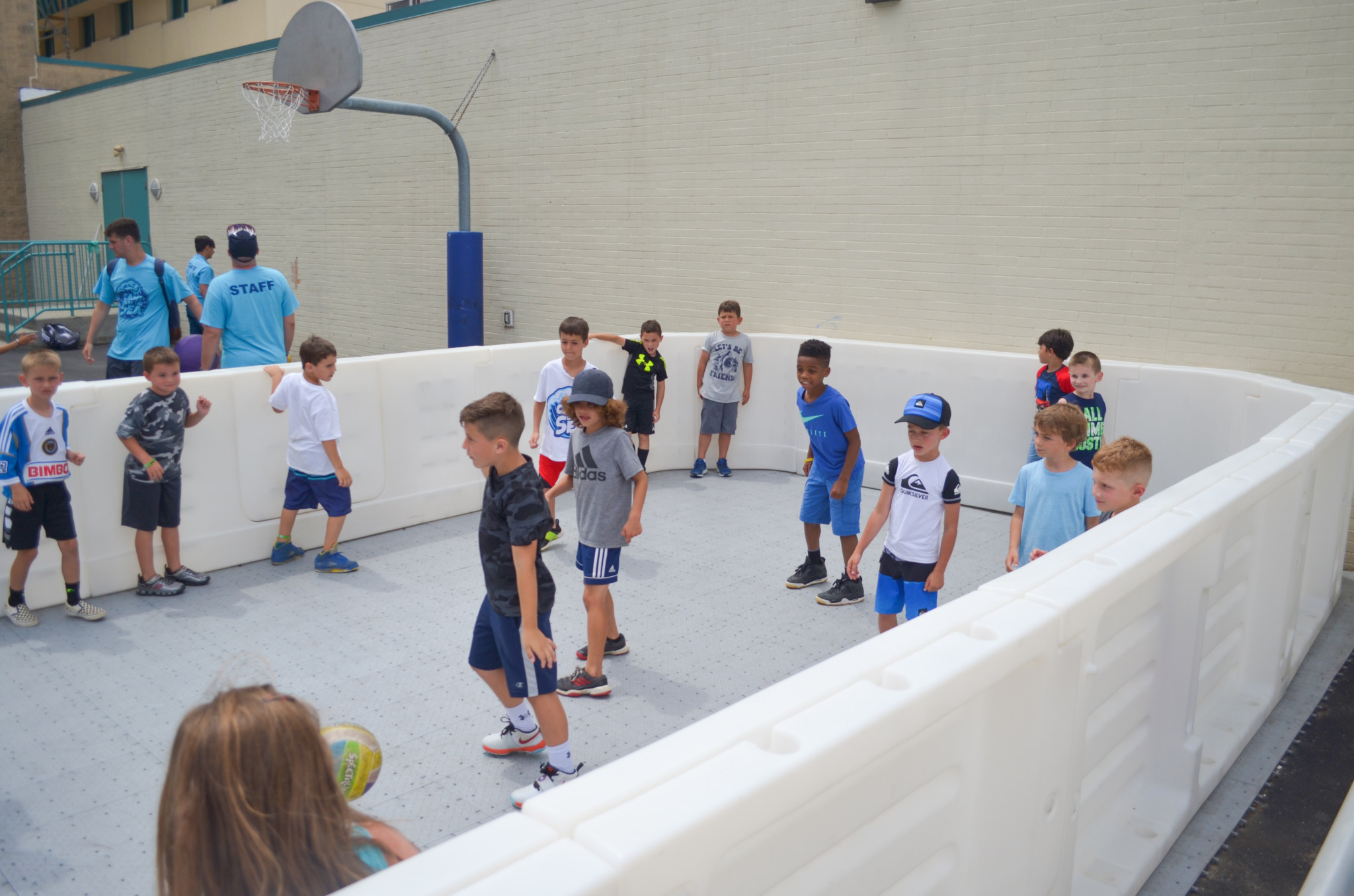 GAGA BOYS – Camp By The Sea